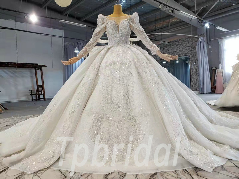 Diamond Wedding Dress Haute Couture Long Sleeve Ball Gown Train
